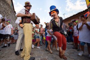 Bambini-Lucignolo e Bambini-Pinocchio con le orecchie d’asino in arrivo ...